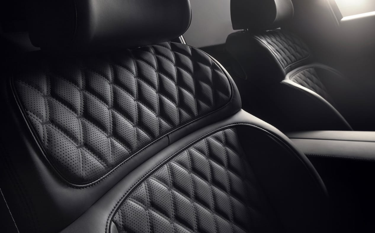 2026 Genesis G90 Black - Full-size Luxury Sedan | Genesis Canada