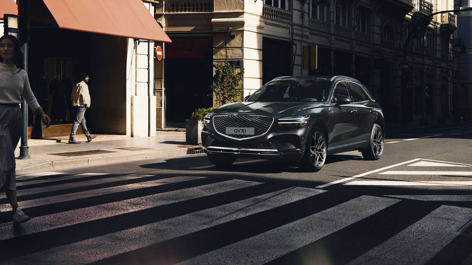 2025 Genesis GV70 - Midsize Luxury SUV | Genesis Canada