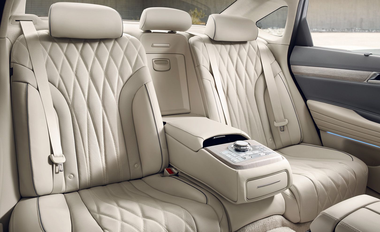 GENESIS G80 — Luxury Fullsize Sedan | GENESIS Indonesia