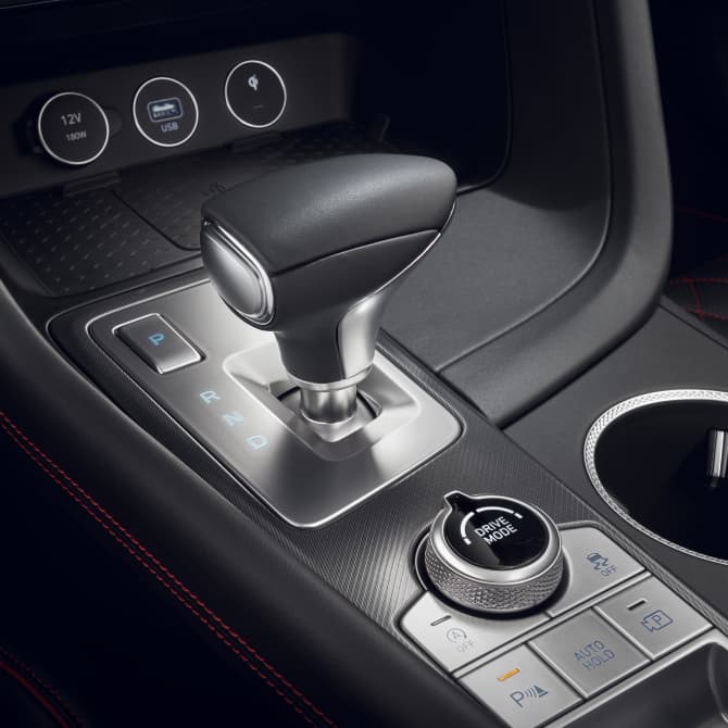 GENESIS G80 — Luxury Fullsize Sedan | GENESIS