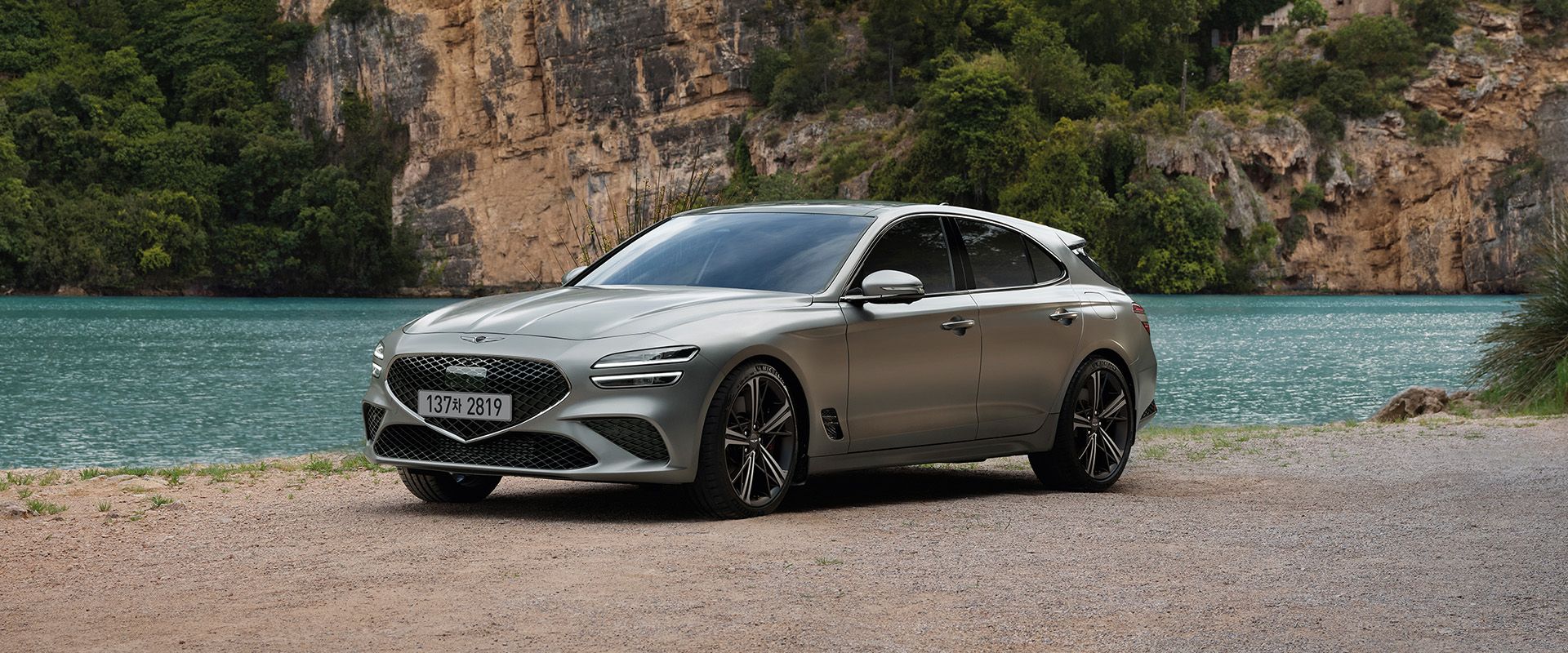 Genesis G70 Shooting Brake – Model | GENESIS