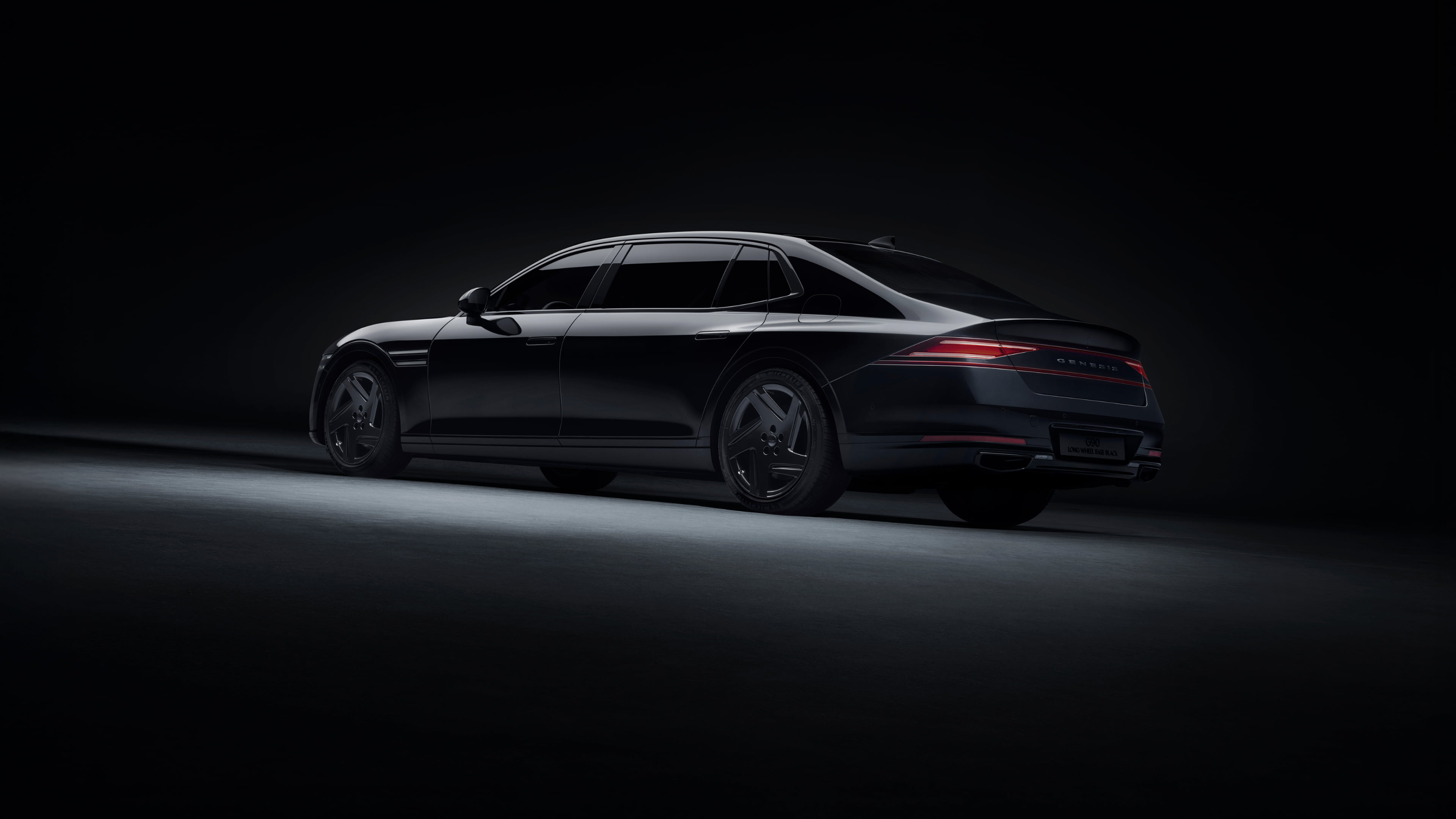 GENESIS G90 Long Wheel Base Black - Luxury SEDAN | GENESIS | GENESIS