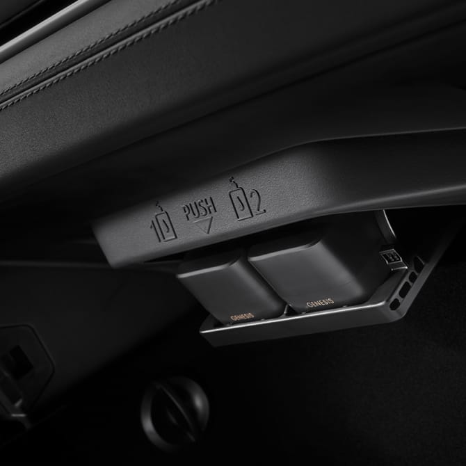 GENESIS G90 Long Wheel Base — Luxury Fullsize Sedan | GENESIS