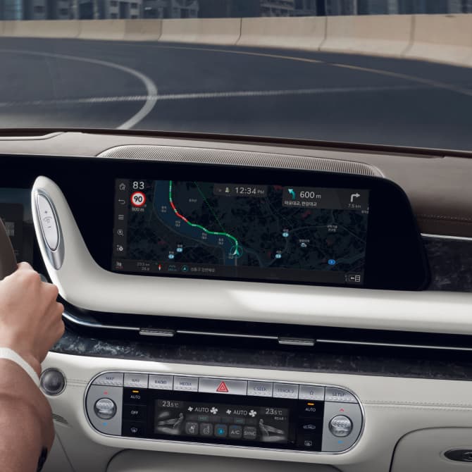 GENESIS G90 Long Wheel Base — Luxury Fullsize Sedan | GENESIS