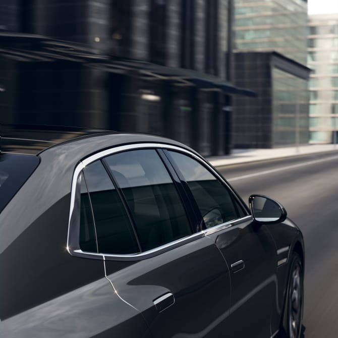 GENESIS G90 Long Wheel Base — Luxury Fullsize Sedan | GENESIS