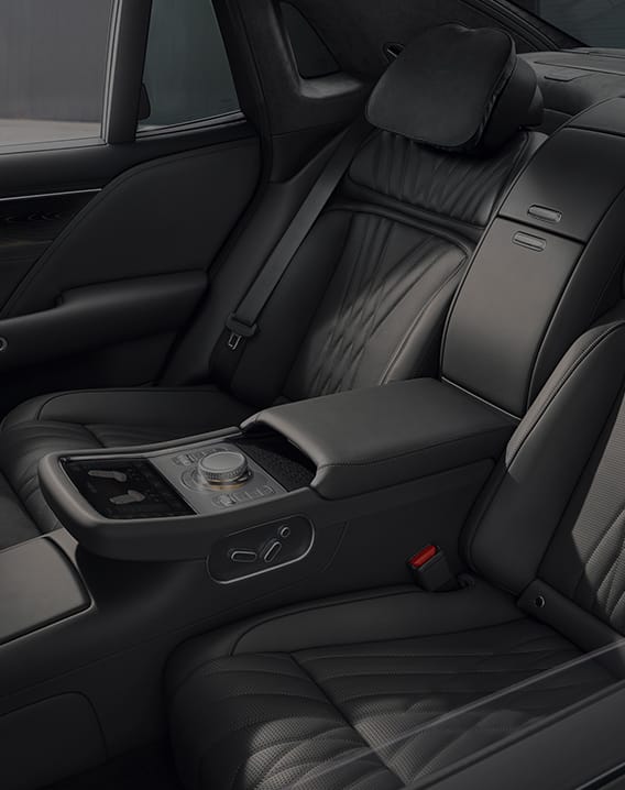 Genesis G90 – New Full size Luxury Sedan | GENESIS Worldwide