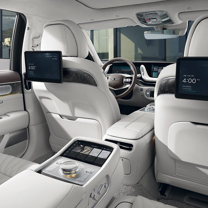 GENESIS G90 - New Fullsize Luxury Sedan | GENESIS Middle East & Africa