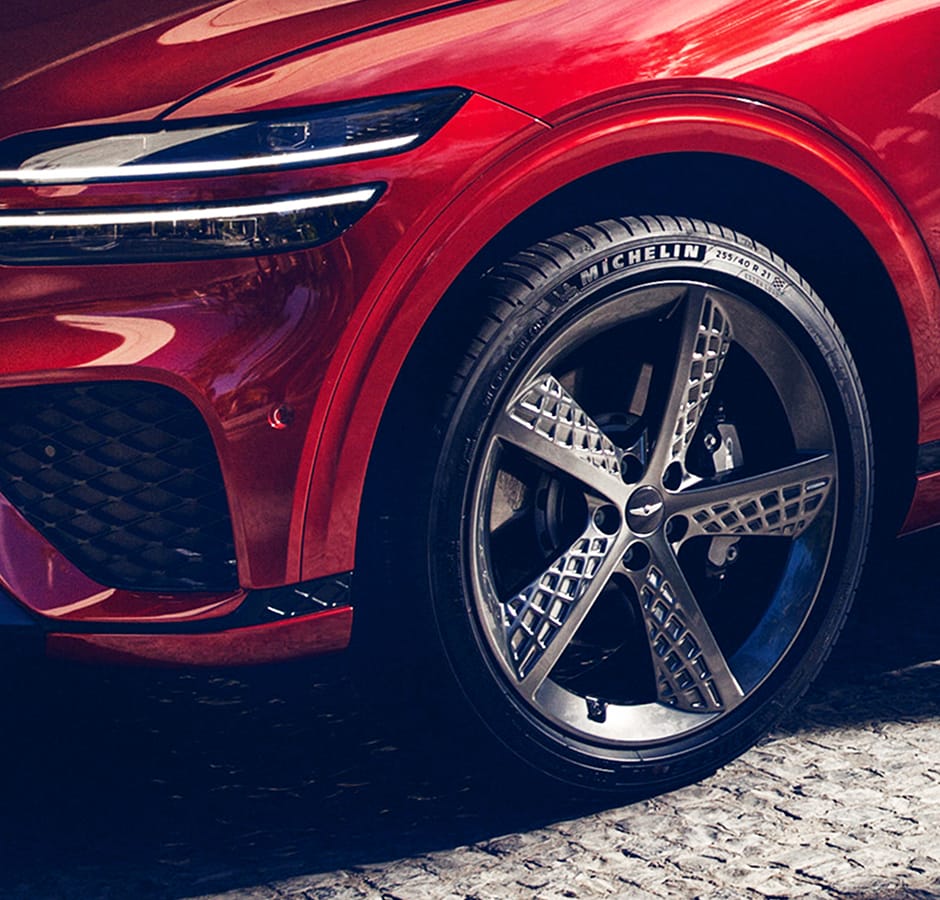 GENESIS GV70 - Luxury mid SUV Design | GENESIS Worldwide